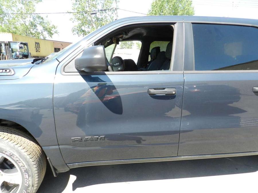 Blue Dodge RAM 2025 in Klaipeda, with an engine capacity of 3.60 L and mileage of 9 thousand km for 22900 €, photo 8 on AUTOMOTO.COM.LV