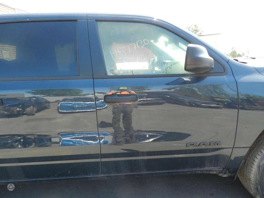 Blue Dodge RAM 2025 in Klaipeda, with an engine capacity of 3.60 L and mileage of 9 thousand km for 22900 €, photo 16 on AUTOMOTO.COM.LV