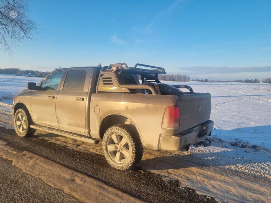 Brūns Dodge RAM 2015 Jonava, ar dzinēja tilpumu 3.00 L un nobraukumu 200 tūkst. km par 21500 €, foto 3 vietnē AUTOMOTO.COM.LV