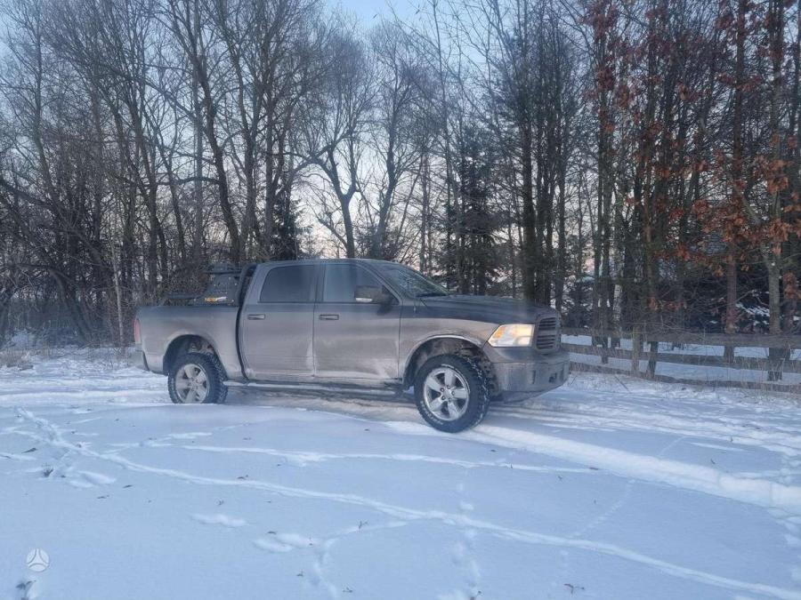 Brūns Dodge RAM 2015 Jonava, ar dzinēja tilpumu 3.00 L un nobraukumu 200 tūkst. km par 21500 €, foto 5 vietnē AUTOMOTO.COM.LV