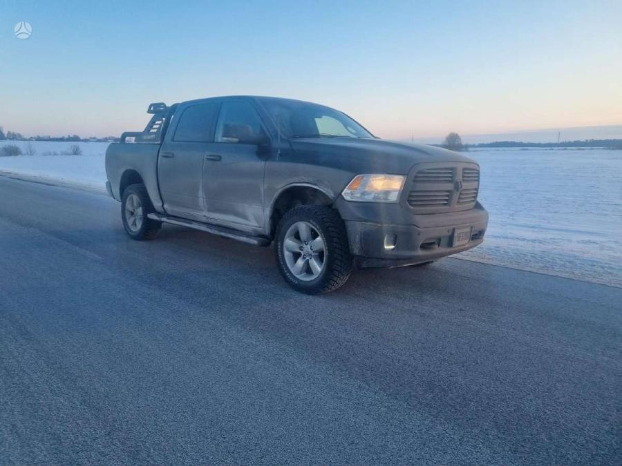 Brūns Dodge RAM 2015 Jonava, ar dzinēja tilpumu 3.00 L un nobraukumu 200 tūkst. km par 21500 €, foto 7 vietnē AUTOMOTO.COM.LV
