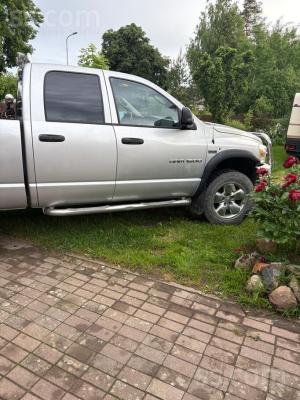 Dodge RAM 2007 Dobele, ar dzinēja tilpumu 5.70 L un nobraukumu 235 tūkst. km par 13000 €, foto 4 vietnē AUTOMOTO.COM.LV