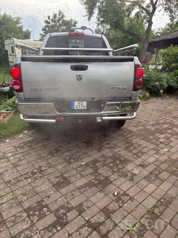 Dodge RAM 2007 in Dobele, with an engine capacity of 5.70 L and mileage of 235 thousand km for 13000 €, photo 5 on AUTOMOTO.COM.LV