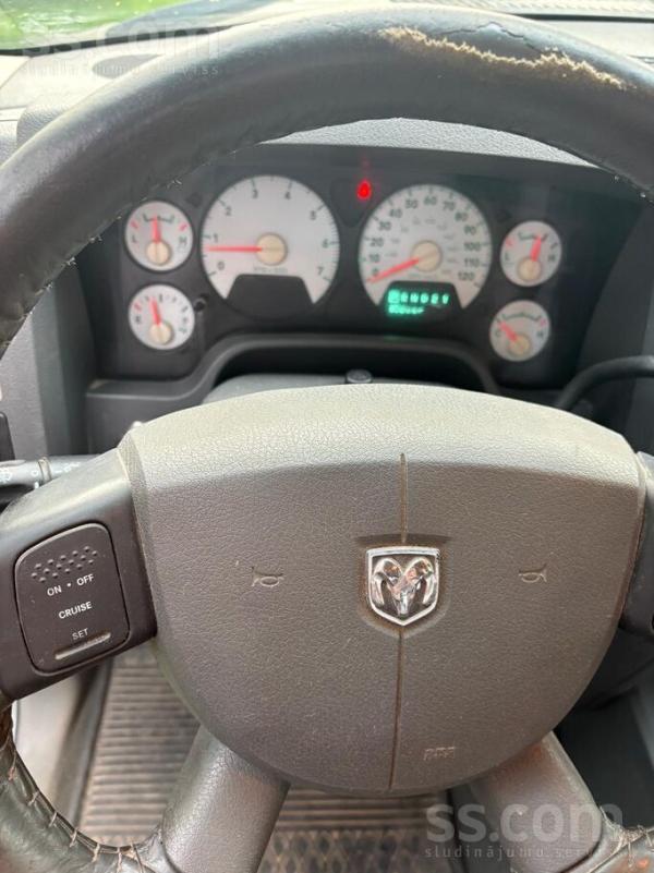 Dodge RAM 2007 in Dobele, with an engine capacity of 5.70 L and mileage of 235 thousand km for 13000 €, photo 7 on AUTOMOTO.COM.LV