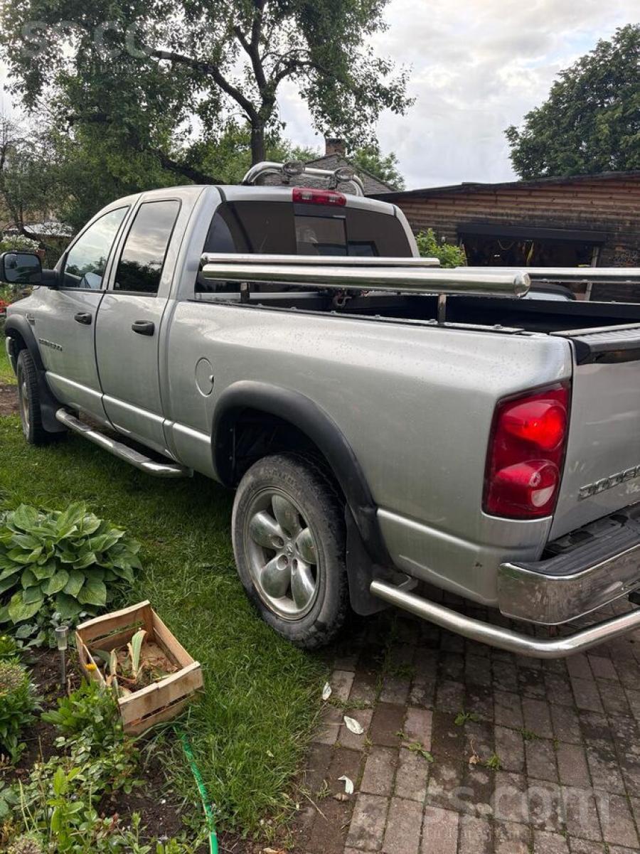 Dodge RAM 2007 Dobele, ar dzinēja tilpumu 5.70 L un nobraukumu 235 tūkst. km par 13000 €, foto 12 vietnē AUTOMOTO.COM.LV
