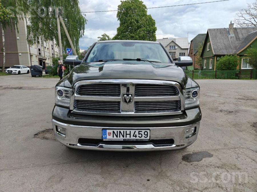 Zaļš Dodge RAM 2012 Jelgava, ar dzinēja tilpumu 5.70 L un nobraukumu 395 tūkst. km par 12900 €, foto 1 vietnē AUTOMOTO.COM.LV