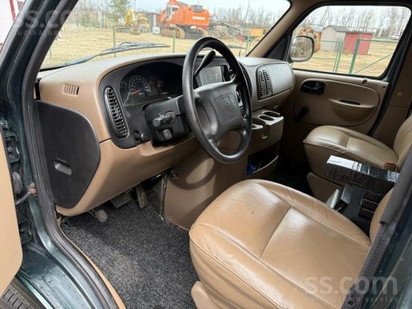 Зеленый Додж РАМ 2000 в Рига, объемом двигателя 5.20 л и пробегом 204 тыс. км за 9500 €, фото 10 на AUTOMOTO.COM.LV