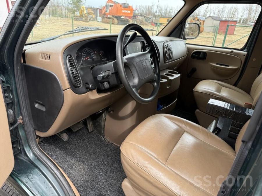 Zaļš Dodge RAM 2000 Rīga, ar dzinēja tilpumu 5.20 L un nobraukumu 204 tūkst. km par 9500 €, foto 11 vietnē AUTOMOTO.COM.LV