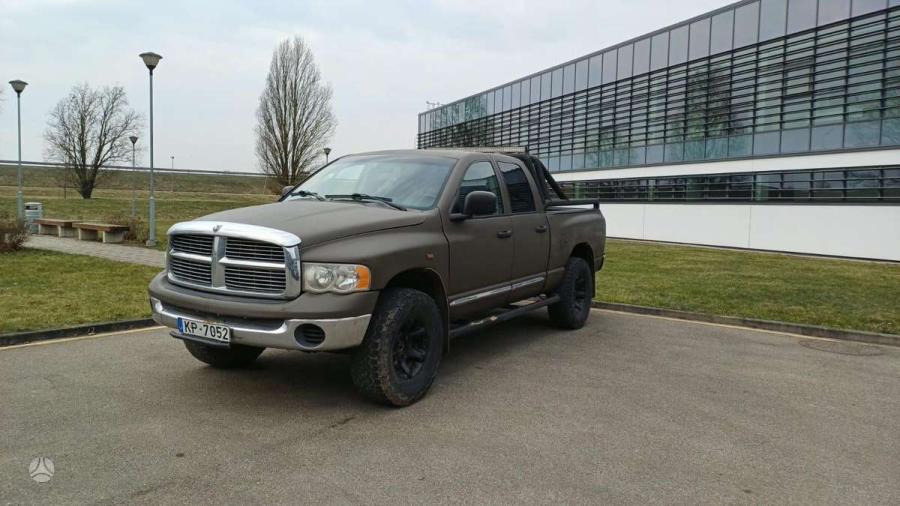 Green Dodge RAM 2005 in Zarasai, with an engine capacity of 4.70 L and mileage of 200 thousand km for 7500 €, photo 6 on AUTOMOTO.COM.LV