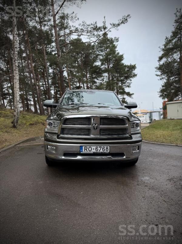 Green Dodge RAM 2012 in Riga, with an engine capacity of 5.70 L and mileage of 397 thousand km for 11500 €, photo 2 on AUTOMOTO.COM.LV