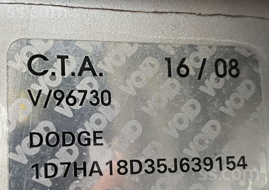 Серый Додж РАМ 2005 в Рига, объемом двигателя 5.70 л и пробегом 220 тыс. км за 11990 €, фото 31 на AUTOMOTO.COM.LV