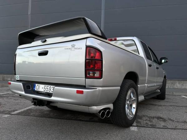 Серый Додж РАМ 2005 в Рига, объемом двигателя 5.70 л и пробегом 220 тыс. км за 11990 €, фото 5 на AUTOMOTO.COM.LV