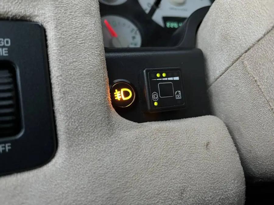 Pelēks Dodge RAM 2005 Rīga, ar dzinēja tilpumu 5.70 L un nobraukumu 220 tūkst. km par 11990 €, foto 20 vietnē AUTOMOTO.COM.LV