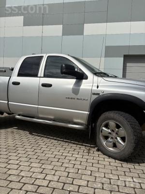 Grey Dodge RAM 2007 in Dobele, with an engine capacity of 5.70 L and mileage of 236 thousand km for 13000 €, photo 3 on AUTOMOTO.COM.LV