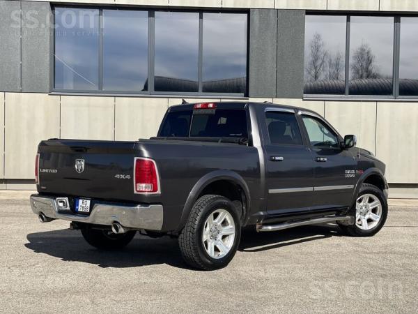 Grey Dodge RAM 2014 in Riga, with an engine capacity of 3.00 L and mileage of 188 thousand km for 25990 €, photo 4 on AUTOMOTO.COM.LV