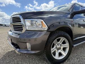 Grey Dodge RAM 2016 in Vilnius, with an engine capacity of 3.00 L and mileage of 198 thousand km for 18600 €, photo 24 on AUTOMOTO.COM.LV