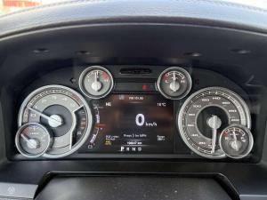 Grey Dodge RAM 2016 in Vilnius, with an engine capacity of 3.00 L and mileage of 198 thousand km for 18600 €, photo 46 on AUTOMOTO.COM.LV
