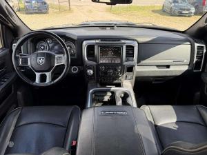 Grey Dodge RAM 2016 in Vilnius, with an engine capacity of 3.00 L and mileage of 198 thousand km for 18600 €, photo 49 on AUTOMOTO.COM.LV