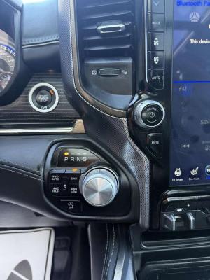 Grey Dodge RAM 2020 in Klaipeda, with an engine capacity of 5.70 L and mileage of 118 thousand km for 44000 €, photo 13 on AUTOMOTO.COM.LV