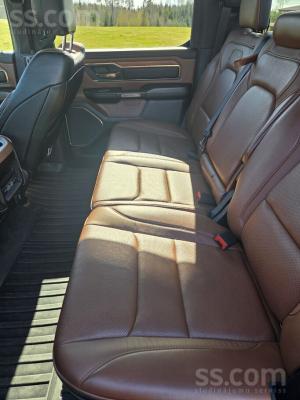 Pelēks Dodge RAM 2021 Cēsis, ar dzinēja tilpumu 3.00 L un nobraukumu 193 tūkst. km par 40500 €, foto 7 vietnē AUTOMOTO.COM.LV