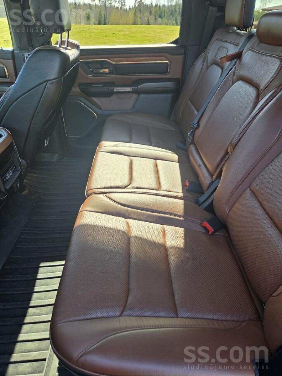 Pelēks Dodge RAM 2021 Cēsis, ar dzinēja tilpumu 3.00 L un nobraukumu 193 tūkst. km par 40500 €, foto 7 vietnē AUTOMOTO.COM.LV