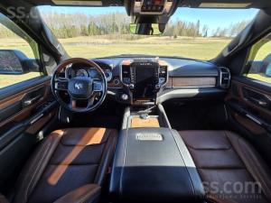 Pelēks Dodge RAM 2021 Cēsis, ar dzinēja tilpumu 3.00 L un nobraukumu 193 tūkst. km par 40500 €, foto 8 vietnē AUTOMOTO.COM.LV