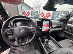 Pelēks Dodge RAM 2025 Jelgava, ar dzinēja tilpumu 3.00 L un nobraukumu 10 tūkst. km par 77440 €, foto 8 vietnē AUTOMOTO.COM.LV