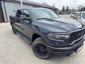 Pelēks Dodge RAM 2025 Jelgava, ar dzinēja tilpumu 3.00 L un nobraukumu 10 tūkst. km par 77440 €, foto 12 vietnē AUTOMOTO.COM.LV