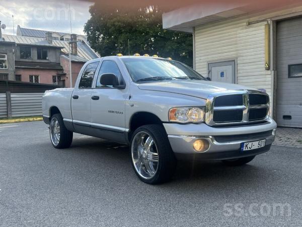Dodge RAM 2003 in Riga on AUTOMOTO.COM.LV Grey Dodge RAM 2003 in Riga, with an engine capacity of 4.70 L and mileage of 218 thousand km for 8990 €, photo 3 on AUTOMOTO.COM.LV