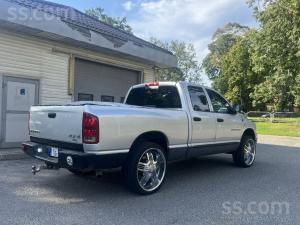 Grey Dodge RAM 2003 in Riga, with an engine capacity of 4.70 L and mileage of 218 thousand km for 8990 €, photo 4 on AUTOMOTO.COM.LV