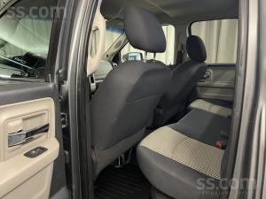 Серый Додж РАМ 2010 в Рига, объемом двигателя 4.70 л и пробегом 220 тыс. км за 14490 €, фото 22 на AUTOMOTO.COM.LV