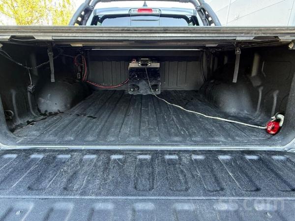 Pelēks Dodge RAM 2019 Jelgava, ar dzinēja tilpumu 5.70 L un nobraukumu 185 tūkst. km par 39400 €, foto 5 vietnē AUTOMOTO.COM.LV