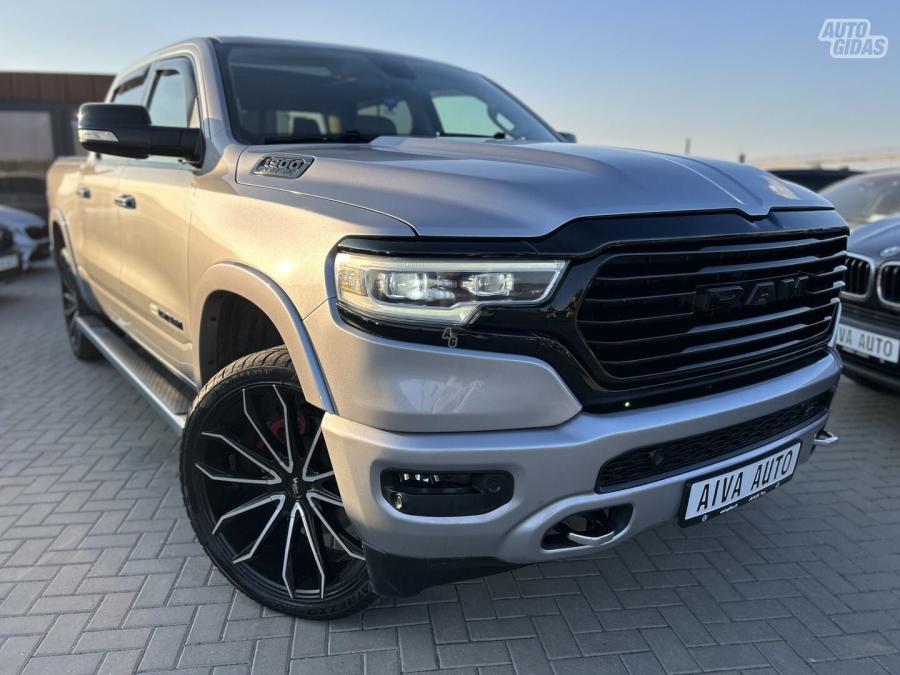 Grey Dodge RAM 2019 in Kaunas, with an engine capacity of 5.70 L and mileage of 136 thousand km for 38300 €, photo 9 on AUTOMOTO.COM.LV
