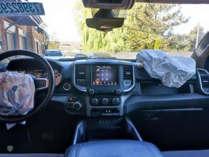 Pelēks Dodge RAM 2020 Kauņa, ar dzinēja tilpumu 0.00 L un nobraukumu 80 tūkst. km par 11800 €, foto 10 vietnē AUTOMOTO.COM.LV