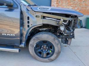 Pelēks Dodge RAM 2020 Kauņa, ar dzinēja tilpumu 0.00 L un nobraukumu 80 tūkst. km par 11800 €, foto 25 vietnē AUTOMOTO.COM.LV