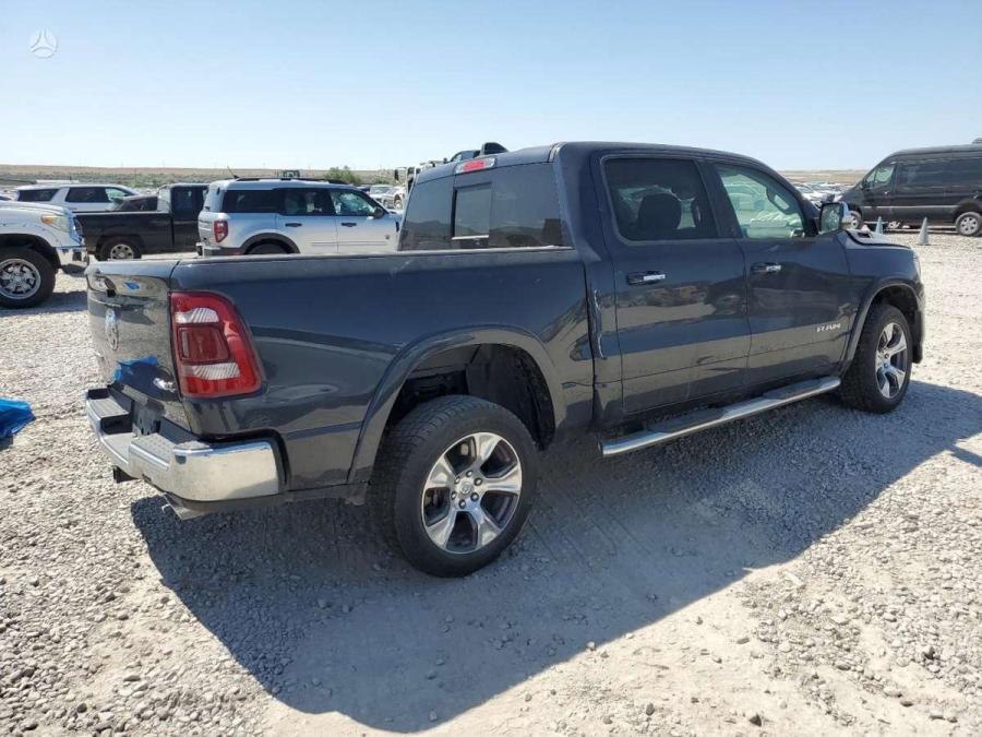 Grey Dodge RAM 2021 in Ukmerge, with an engine capacity of 5.70 L and mileage of 89 thousand km for 23595 €, photo 11 on AUTOMOTO.COM.LV