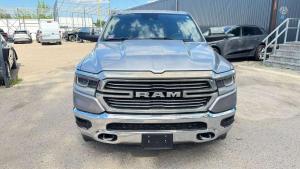 Grey Dodge RAM 2021 in Ukmerge, with an engine capacity of 5.70 L and mileage of 85 thousand km for 22999 €, photo 3 on AUTOMOTO.COM.LV