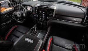 Grey Dodge RAM 2021 in Jelgava, with an engine capacity of 6.20 L and mileage of 77 thousand km for 79900 €, photo 11 on AUTOMOTO.COM.LV