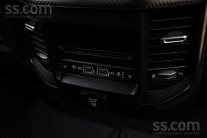 Grey Dodge RAM 2021 in Jelgava, with an engine capacity of 6.20 L and mileage of 77 thousand km for 79900 €, photo 35 on AUTOMOTO.COM.LV