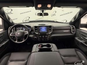 Pelēks Dodge RAM 2021 Viļņa, ar dzinēja tilpumu 5.65 L un nobraukumu 57 tūkst. km par 36900 €, foto 5 vietnē AUTOMOTO.COM.LV