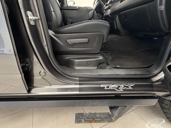 Grey Dodge RAM 2021 in Vilnius, with an engine capacity of 5.65 L and mileage of 57 thousand km for 36900 €, photo 8 on AUTOMOTO.COM.LV