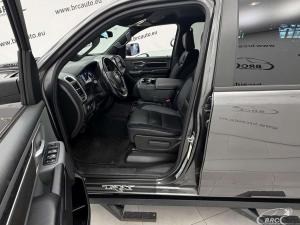 Pelēks Dodge RAM 2021 Viļņa, ar dzinēja tilpumu 5.65 L un nobraukumu 57 tūkst. km par 36900 €, foto 23 vietnē AUTOMOTO.COM.LV