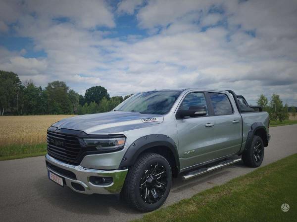 Grey Dodge RAM 2022 in Birzai, with an engine capacity of 3.00 L and mileage of 158 thousand km for 31000 €, photo 1 on AUTOMOTO.COM.LV