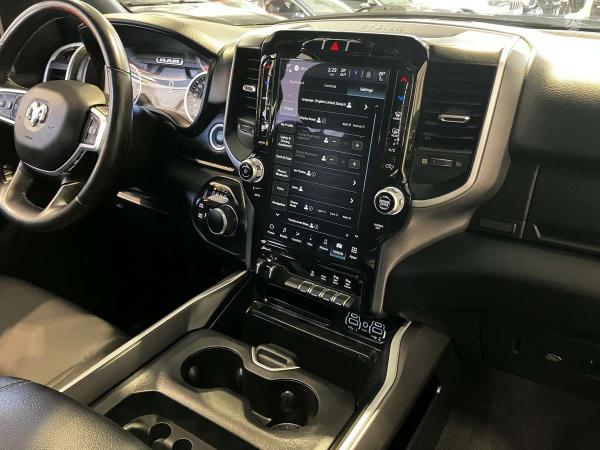 Pelēks Dodge RAM 2022 Klaipėda, ar dzinēja tilpumu 0.00 L un nobraukumu 89 tūkst. km par 41745 €, foto 10 vietnē AUTOMOTO.COM.LV