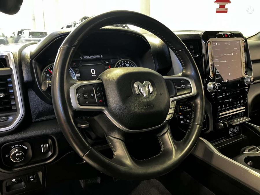Grey Dodge RAM 2022 in Klaipeda, with an engine capacity of 0.00 L and mileage of 89 thousand km for 41745 €, photo 12 on AUTOMOTO.COM.LV