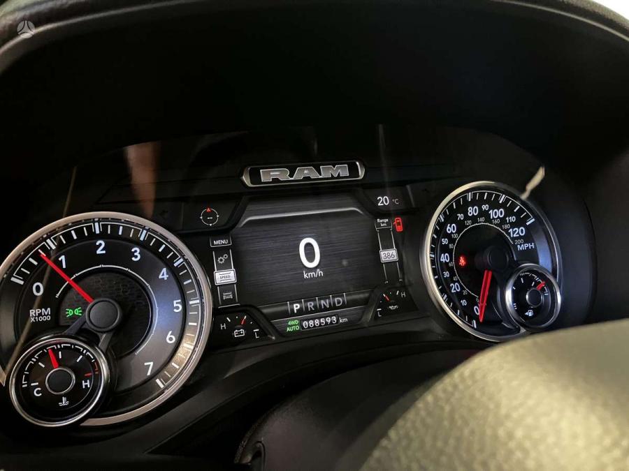 Grey Dodge RAM 2022 in Klaipeda, with an engine capacity of 0.00 L and mileage of 89 thousand km for 41745 €, photo 13 on AUTOMOTO.COM.LV