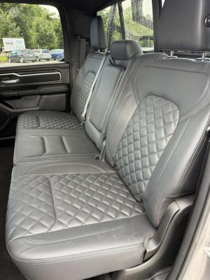 Grey Dodge RAM 2025 in Plunge, with an engine capacity of 3.00 L and mileage of 19 thousand km for 52030 €, photo 12 on AUTOMOTO.COM.LV