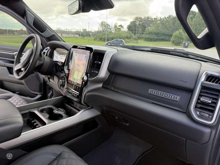 Grey Dodge RAM 2025 in Plunge, with an engine capacity of 3.00 L and mileage of 19 thousand km for 52030 €, photo 14 on AUTOMOTO.COM.LV