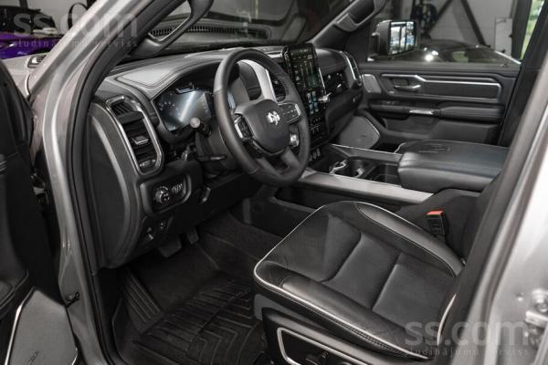 Pelēks Dodge RAM 2025 Rīga, ar dzinēja tilpumu 3.00 L un nobraukumu 15 tūkst. km par 55000 €, foto 11 vietnē AUTOMOTO.COM.LV