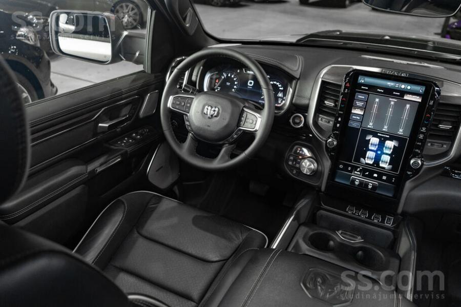 Grey Dodge RAM 2025 in Riga, with an engine capacity of 3.00 L and mileage of 15 thousand km for 55000 €, photo 13 on AUTOMOTO.COM.LV